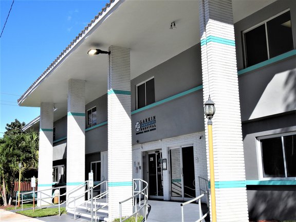 Visiting Hours & Phone Numbers | Larkin Health